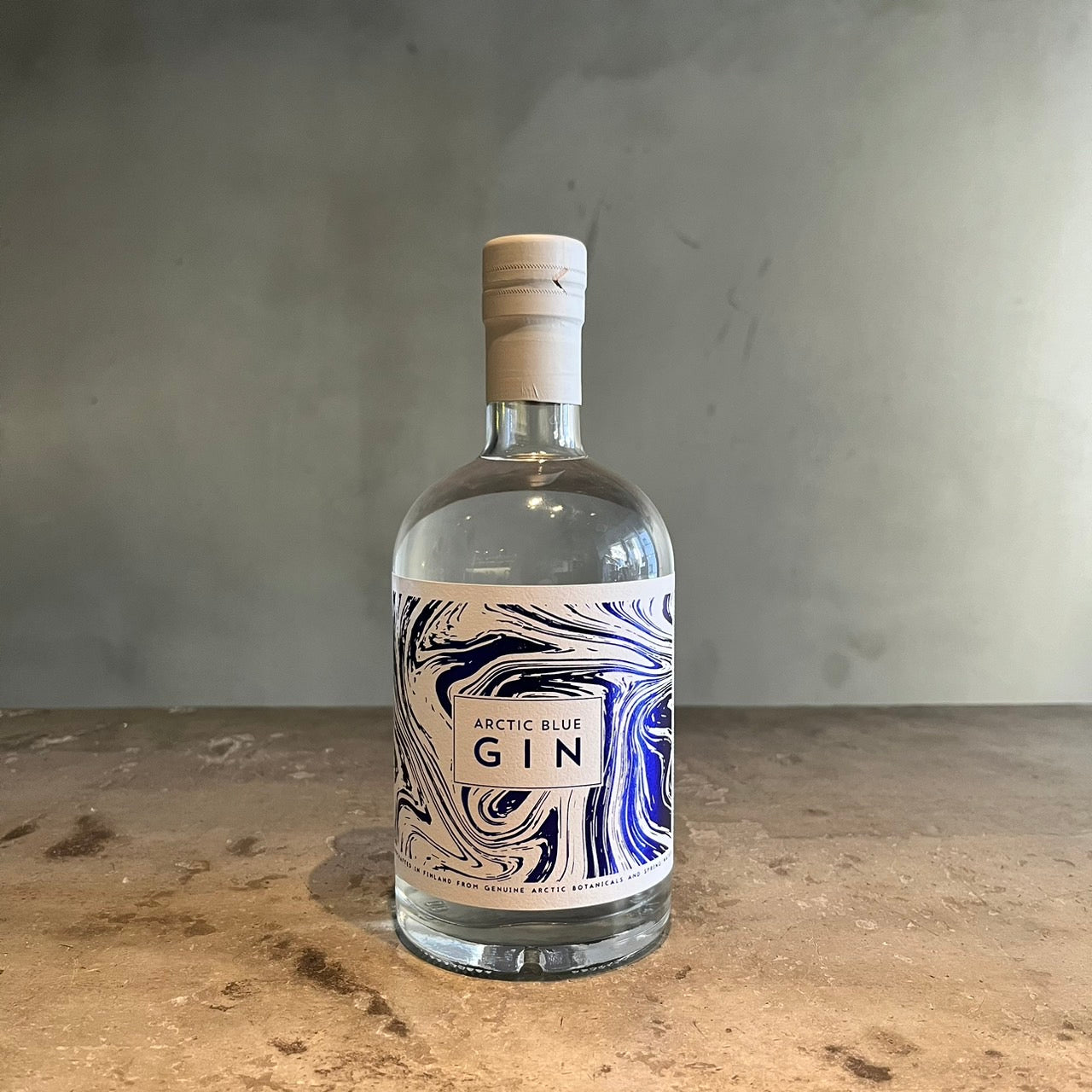 ARCTIC BLUE GIN -アークティック ブルー ジン- – & SPIRITS